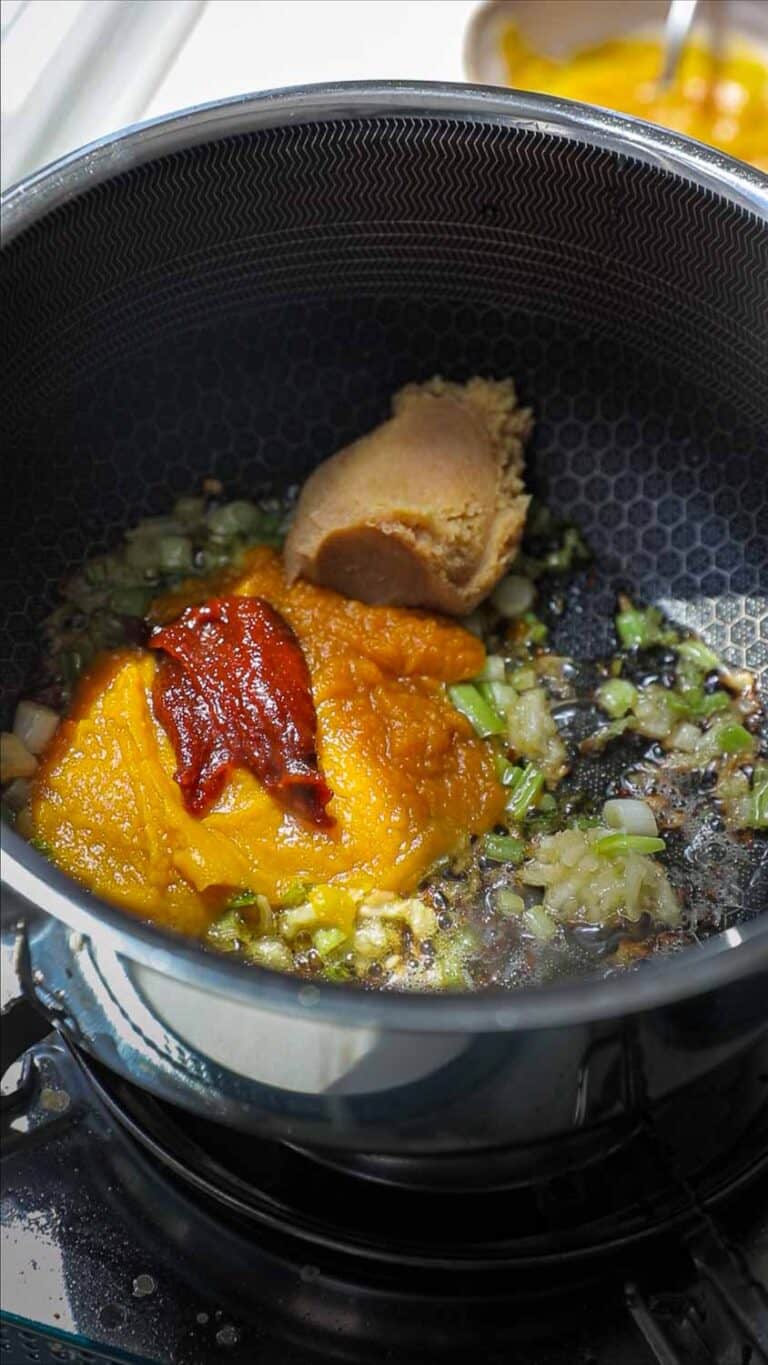 Easy Creamy And Spicy Pumpkin Ramen Recipe (Vegan). - The Korean Vegan