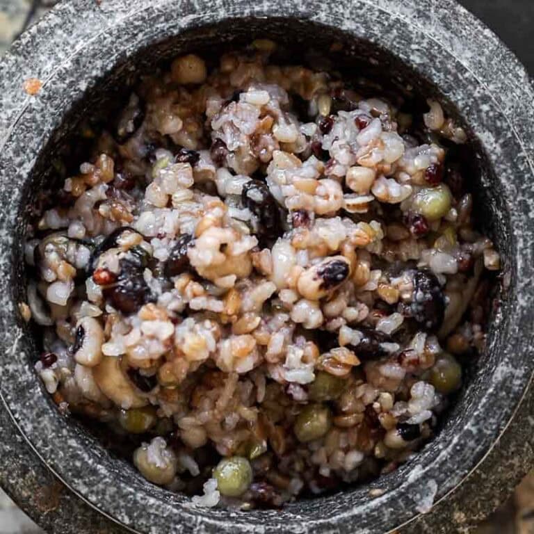 Gut Healthy Korean Multigrain Rice - Japgokbap (잡곡밥) - The Korean Vegan